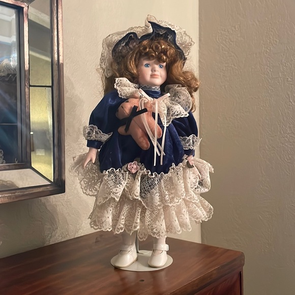 Kaiser Chicago | Other | Vintage Kaiser Chicago Porcelain Doll With ...